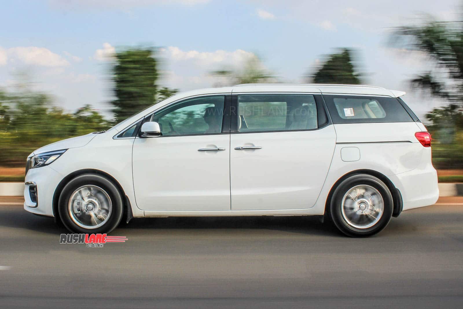 2020 KIA Carnival Review - TorqueXpert