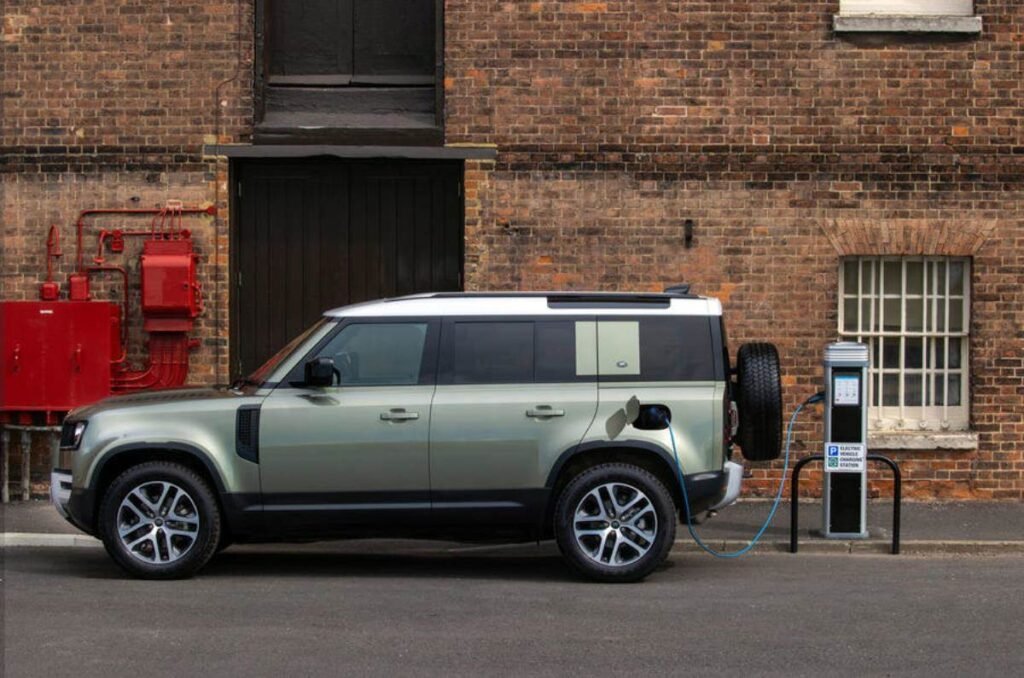 Land Rover Defender P400e - Plug-In Hybrid Variant Unveiled - TorqueXpert